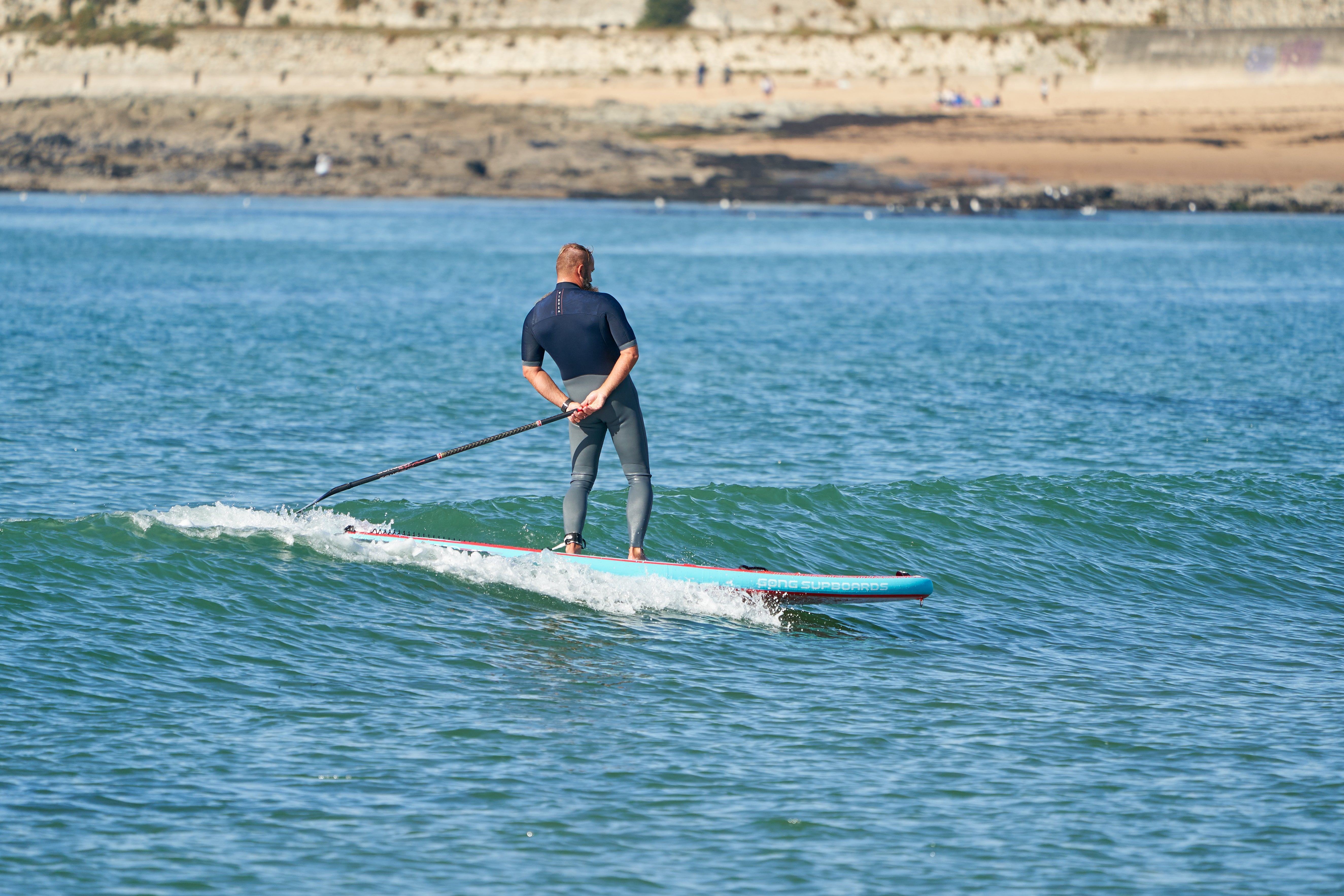 PHOTO : INFLATABLE SUP !!! – GONG Galaxy