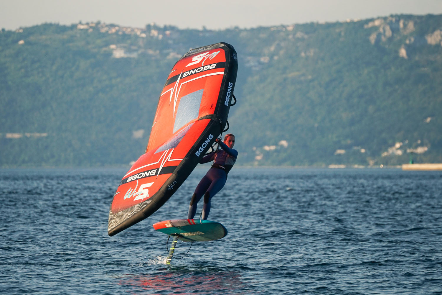 PHOTO: WING FOIL !!! – GONG Galaxy