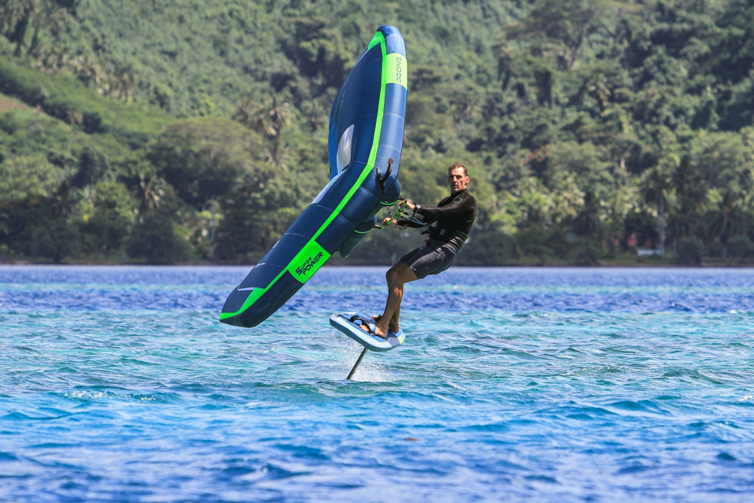 PHOTO : PUISSANCE À LA DEMANDE EN SUPERPOWER BOOM – GONG Galaxy