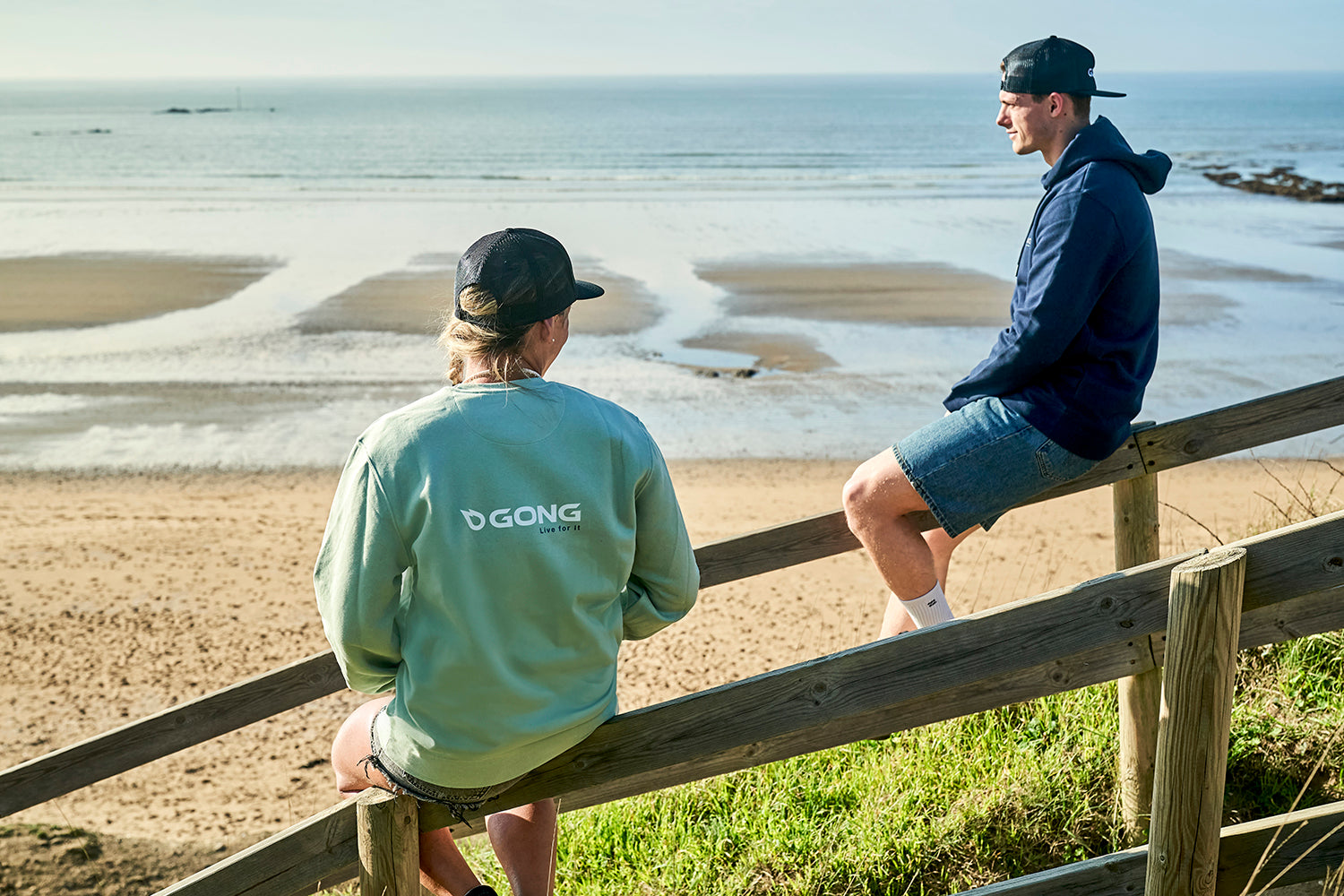 NEWS: NEW SWEATSHIRTS ANG GONG CAPS – GONG Galaxy